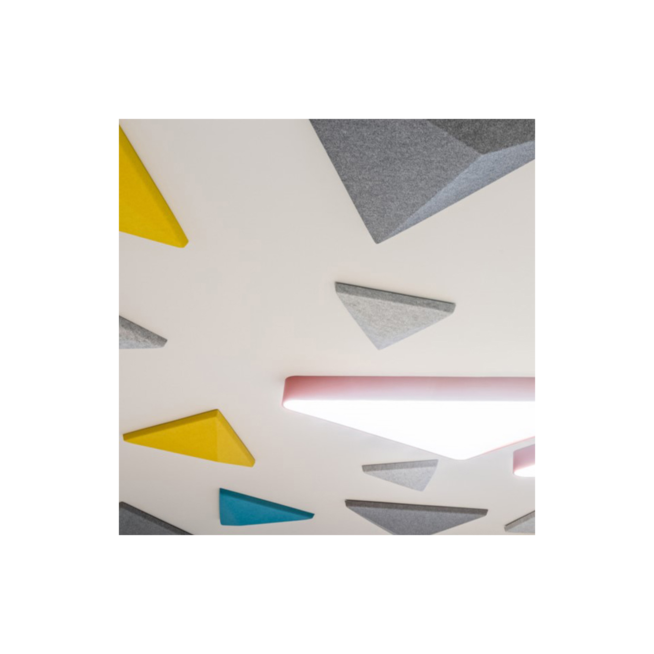 Rhino Triangle - MCONTRAST